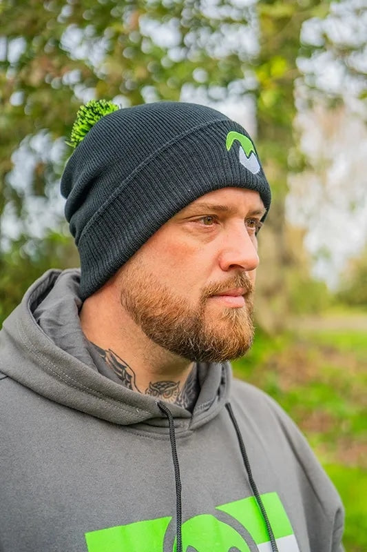 Maver Logo Bobble Hat – Willy Worms